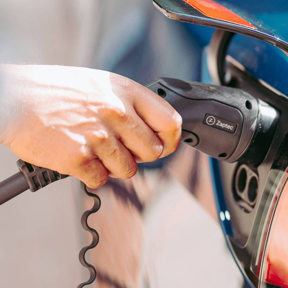 So lädt man ein E-Auto | Einfach und verständlich erklärt | e-mobileo